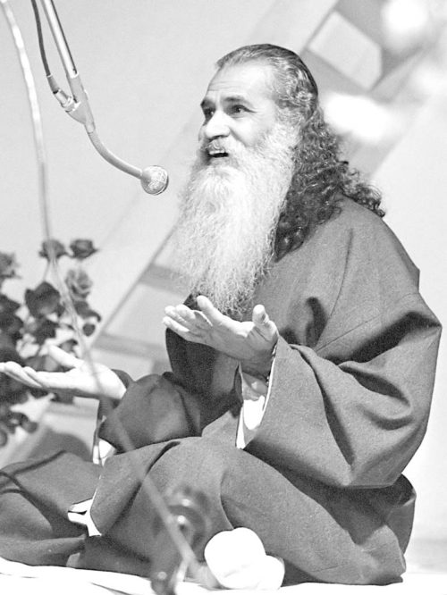 What Is Integral Yoga? All you need to know - Forceful Tranquility